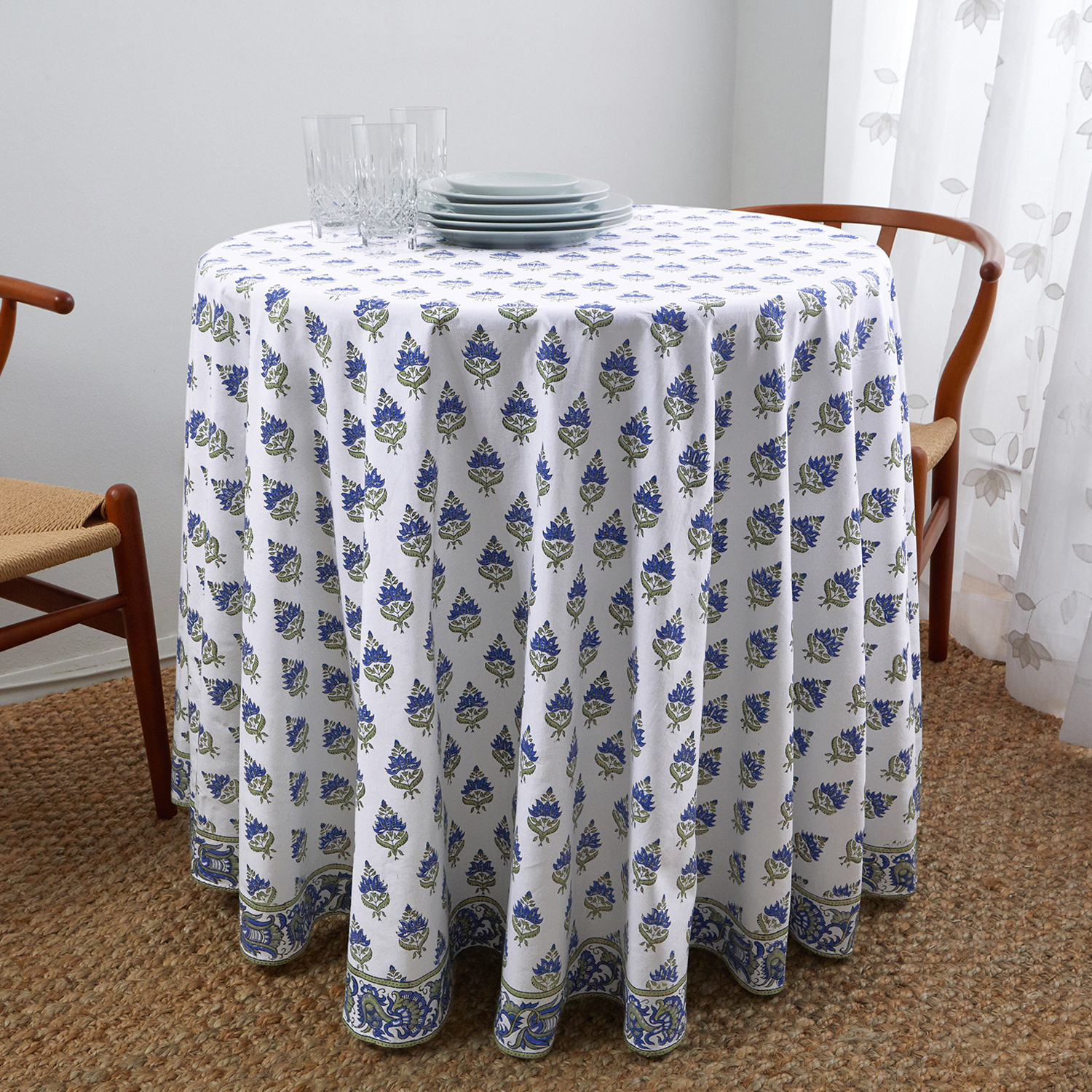 Blue & White Floral 90-inch Round Tablecloth: Blossom Block Print